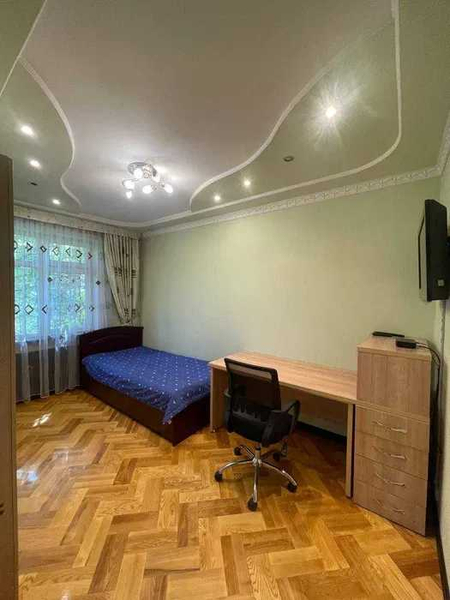 АРЕНДА! Ц-5, 3/2/4, ЕВРОРЕМОНТ с обстановкой, 90м2,ор-р Алайский базар
