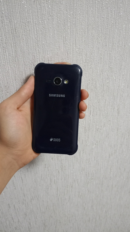 Samsung galaxy J1 ace