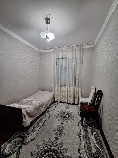 (К129339) Продается 4-х комнатная квартира в Шайхантахурском районе.