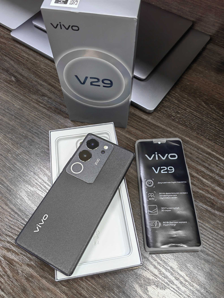 Vivo V29  12/256GB в отличном состоянии полный комплект с гарантией!