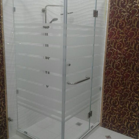 Душевые кобины,заркала ромбик