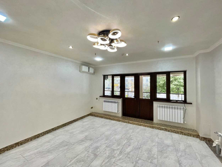 ул.Нукус Гламур 3-комн 1/9 90 м² офис косметология  салон красоты