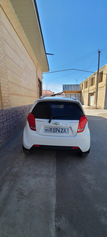 Spar 2pazitsya yili 2015 moshina chotki xolatta