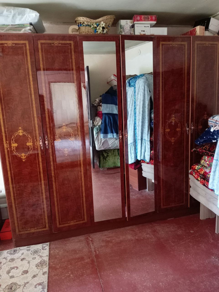 Продаётся комплект мебель для спальни