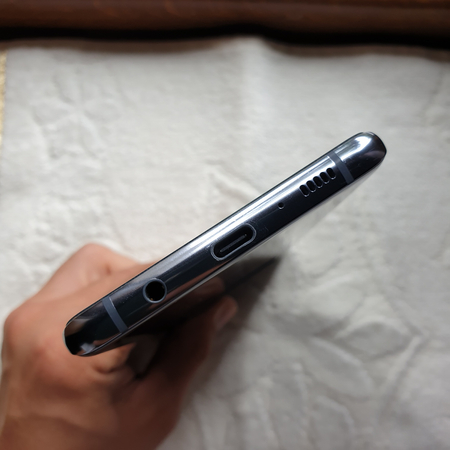 Samsung S10 plus 5G  256Gb 90kun garyantiya