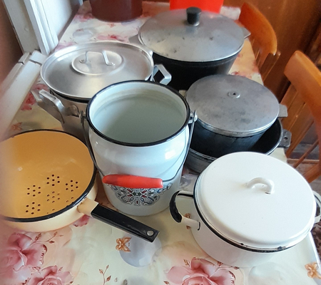 Продаётся кухонная утварь б/у