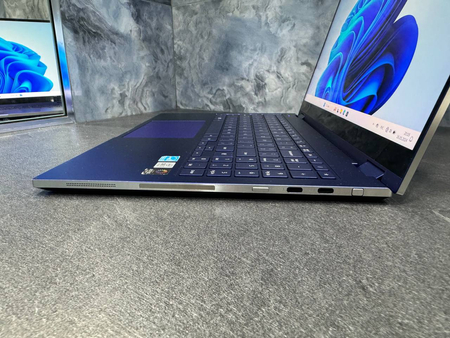 Noutbuk Samsung Galaxy Book Flex 15.6 i7 -10 12/256 SSD Nvme