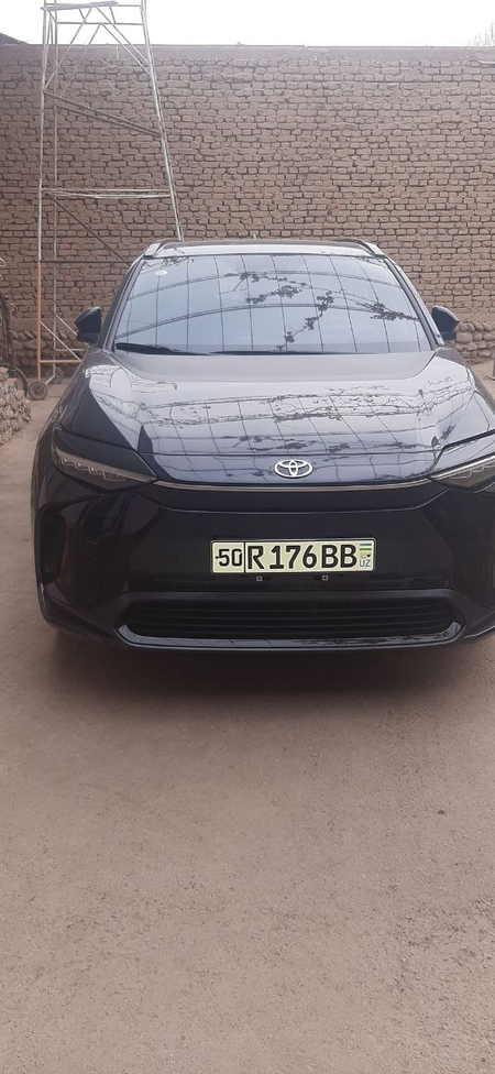 Toyota RAV4 Elektoro mobil