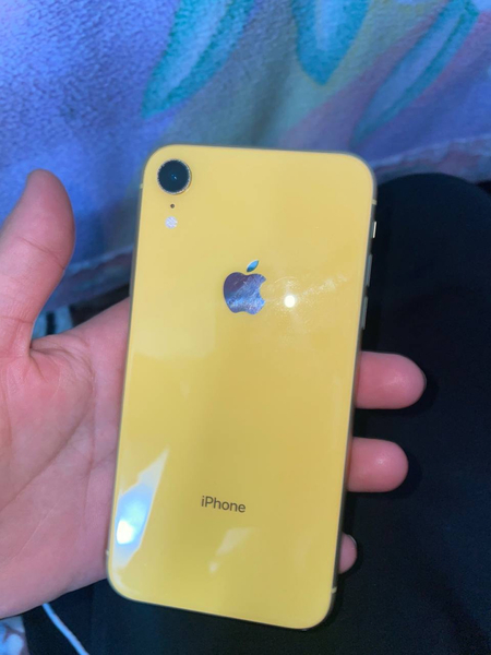 Iphone xr 64 gb 75 yomkst fec turuton bor srocna sotlad