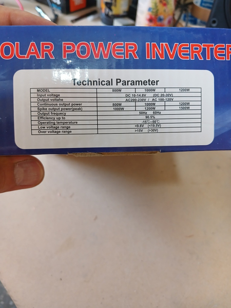 Инвертор-преобразователь 12v-220v
