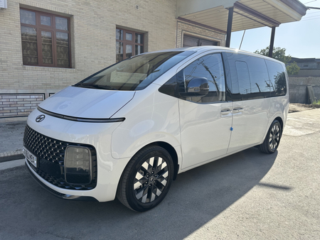 Хундай Staria фул-позиции 2022г Пропан-газ Корея