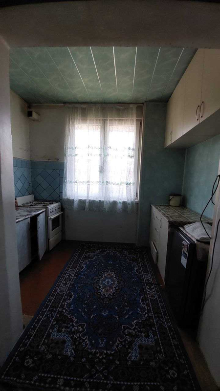 Тахтапул отличная локация чистый двор 2/5/5  панель общая площадь 60м2