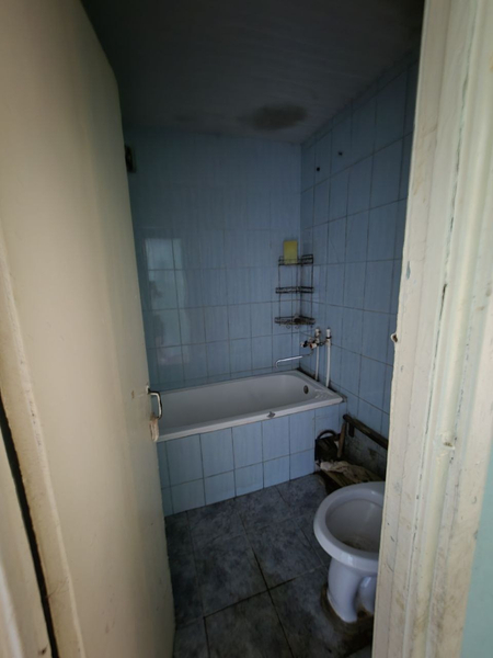 2 xonali kvartira sotiladi.