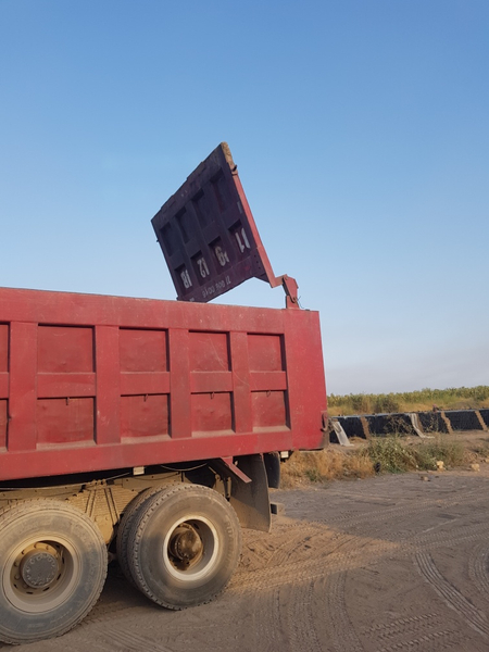 Вывоз мусора на самосвалах 
камаз Хава.
Доставка стройматериалов
Щебен