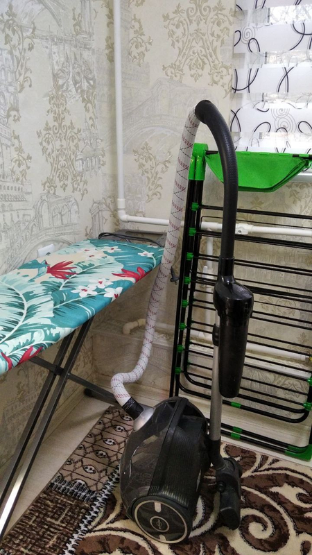 Chilonzor Rayxon kafesi yonida 2*3 xonali 550$ oilaga qizlaga