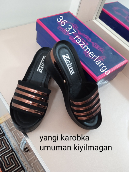 Ayollar oyoq kiyimi