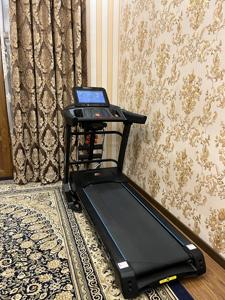 Срочно продается беговая дорожка POWER GYM PG-570Mi