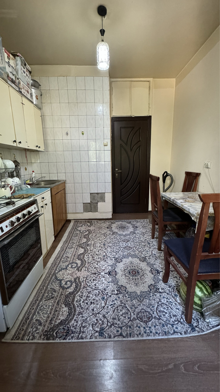 Продаётся 2ком на Юнусабад ор 6кв