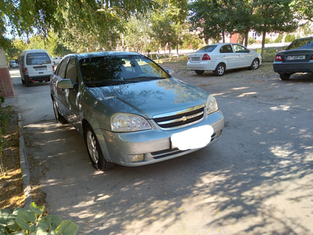 Lasetti 1.8l delfin svet