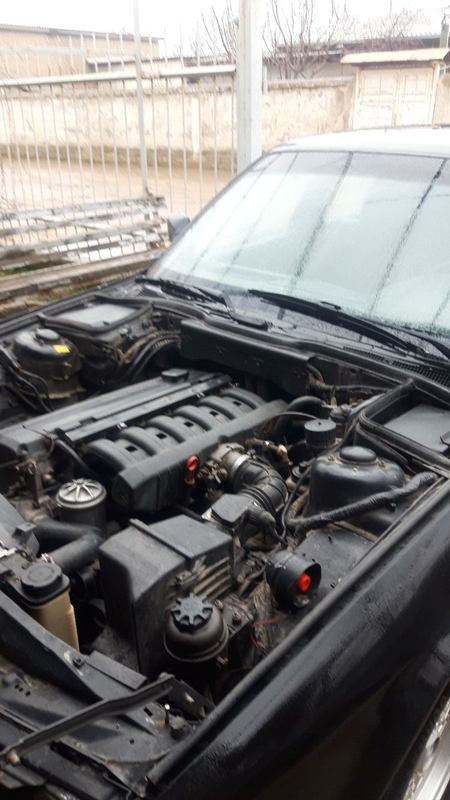 Bmw E34 kuzov m50 mator 2.5 obyom
