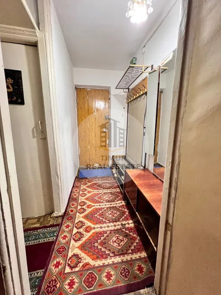 Срочно продается квартира на Максима Горького 2/2/5