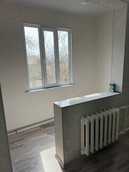 Продаётся  2 ком квартира на  Авиасозлар  3 кв.Ориентир  Мах Well