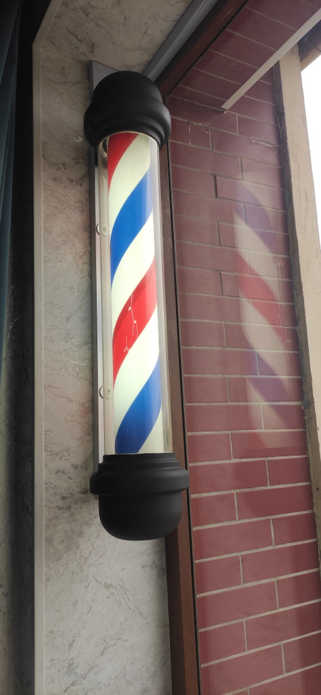 Sotiladi barbershop
