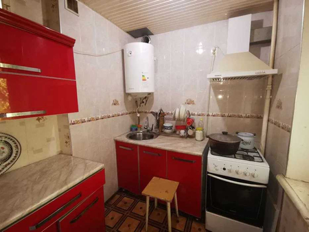 Пpoдам 3/3/5 Площадь Чорсу, Площ 70 м2, kиpпич, Алишера Навои