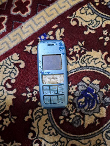 Nokia 16 00 va redmi 4x 2 ta