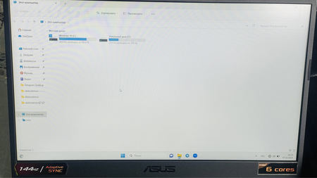 Assalomu alaykum srochna sotiladi Asus 144hz 512gb