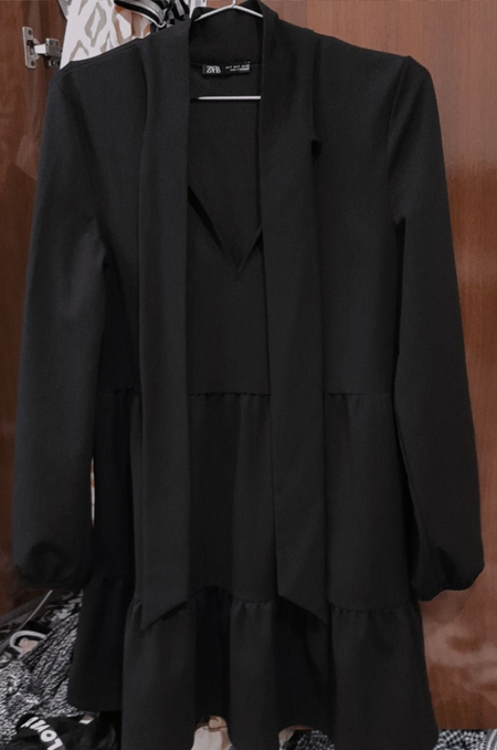 Модная платья из бренда ZARA, состояние новый