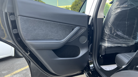 Tesla Model Y dual motor yurmagan