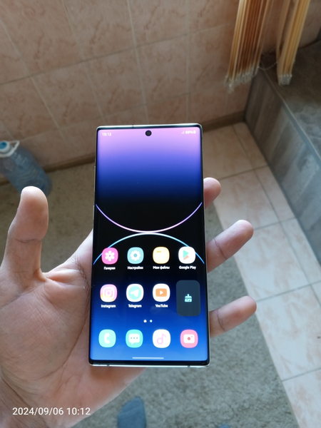 Samsung not 10 plus 12/256