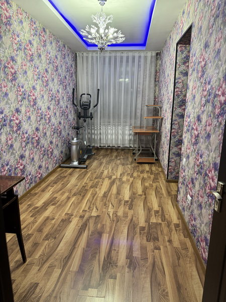 Продам Большую Квартиру  3/3/9  100м2. Карасу-4