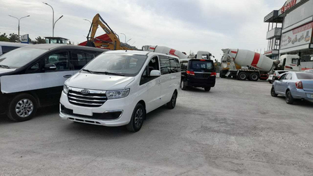 JAC M3 PLUS В Наличи минивен 9 ориндикли Damas kia