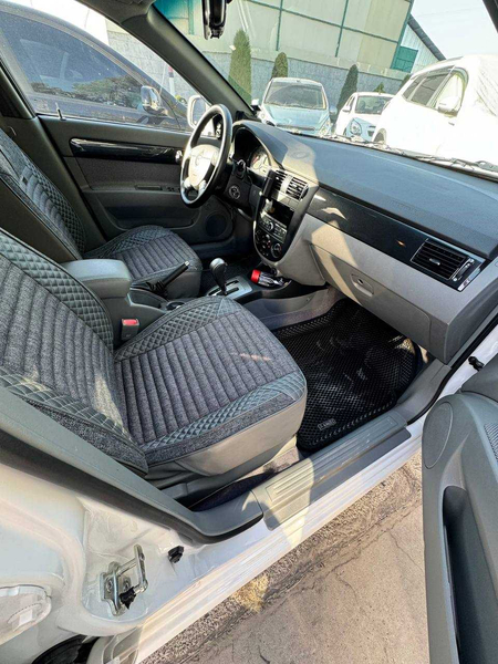 Lacetti Gentra Automat 2023