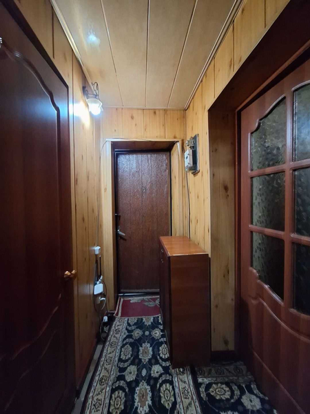 Срочно продается квартира 1/2/5 ,Мирзо Улугбек ( J 2803)