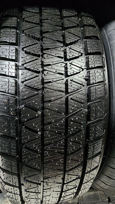 Зимние шины Bridgestone DM V3 235/55r19