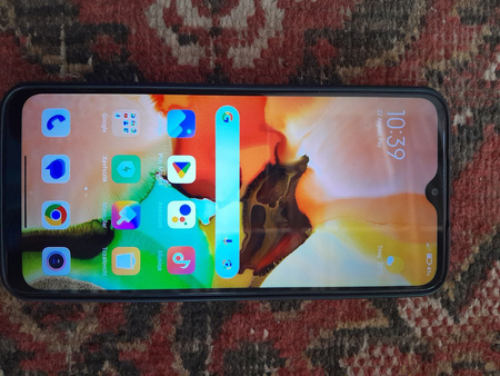 Redmi 9 64 GB rangi yashil 750 ming