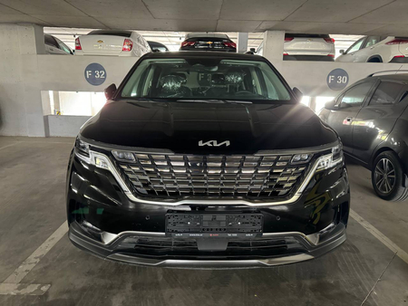 Продам Kia Carnival 2024 года! Без пробега! Престиж Лайт! 7-местный!