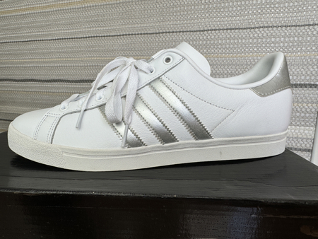 Фирменные кроссовки adidas  Модель Coast Star