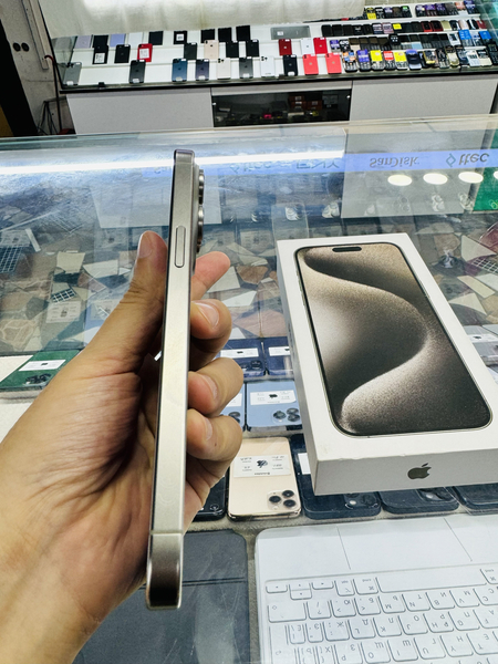 iPhone 15 Pro Max 512 gb ideal
