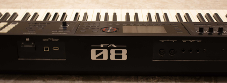 Roland FA-08 Синтезатор (Workstation keyboard)