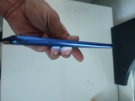 Redmi not 7   holati idial  binchi qol ishlashi chotkiy