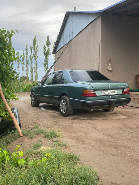 Мерседес бенз w 124