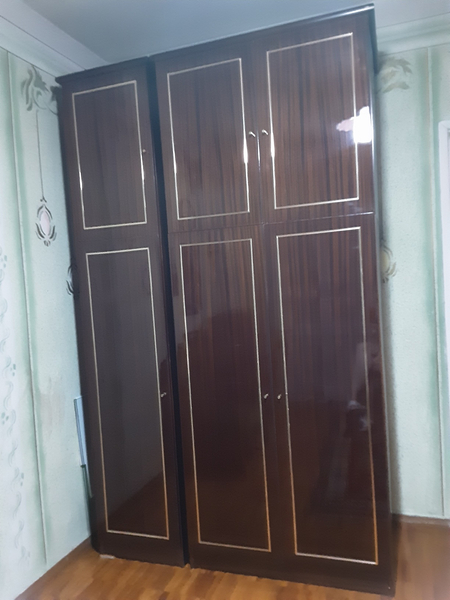 Продаётся  стенка