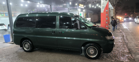 Продам автомобиль Hyundai starex 1998 года выпуска
