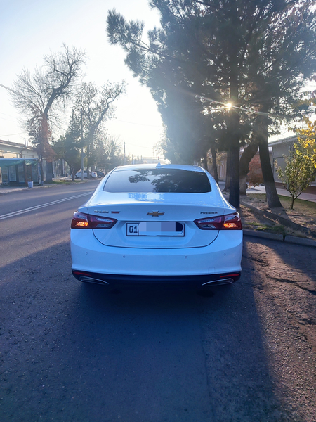 2020.Yil.Malibu 2 Premier Avtomat Srochno Sotiladi