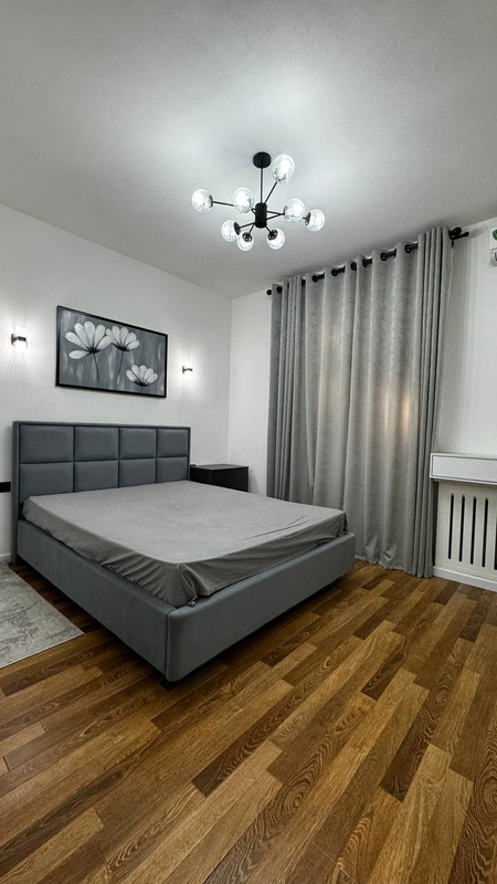 ПРОДАЕТСЯ 3/3/4
на Шота Руставели 
ор: Аския базар
(Яккасарайский райо