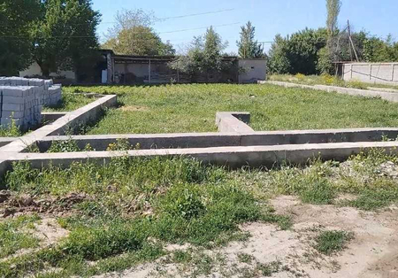 Участка  сотилади 6 сотик